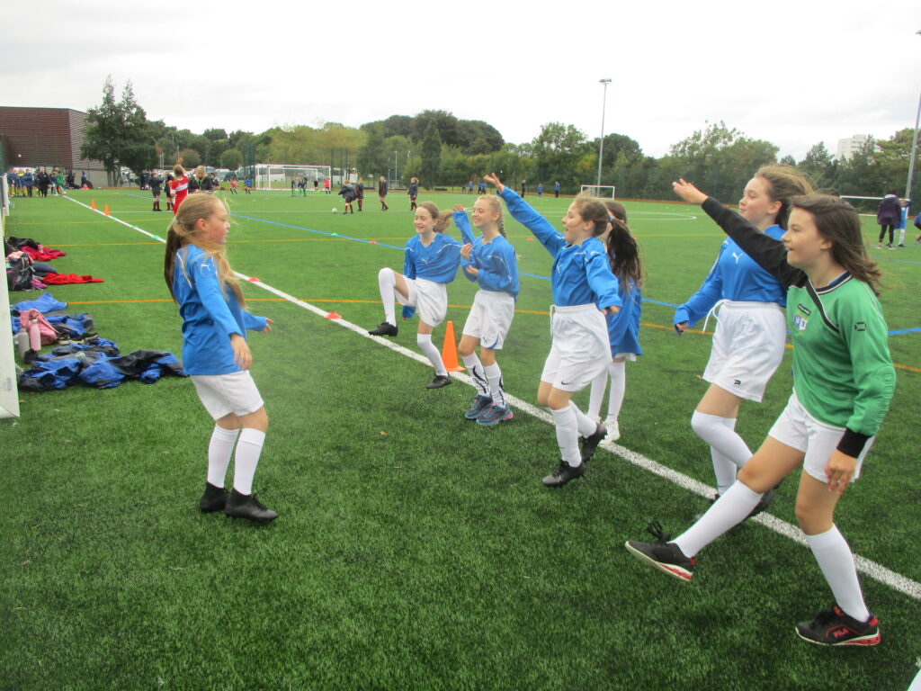 Year 6 Girl’s Football | Windy Nook Primary School