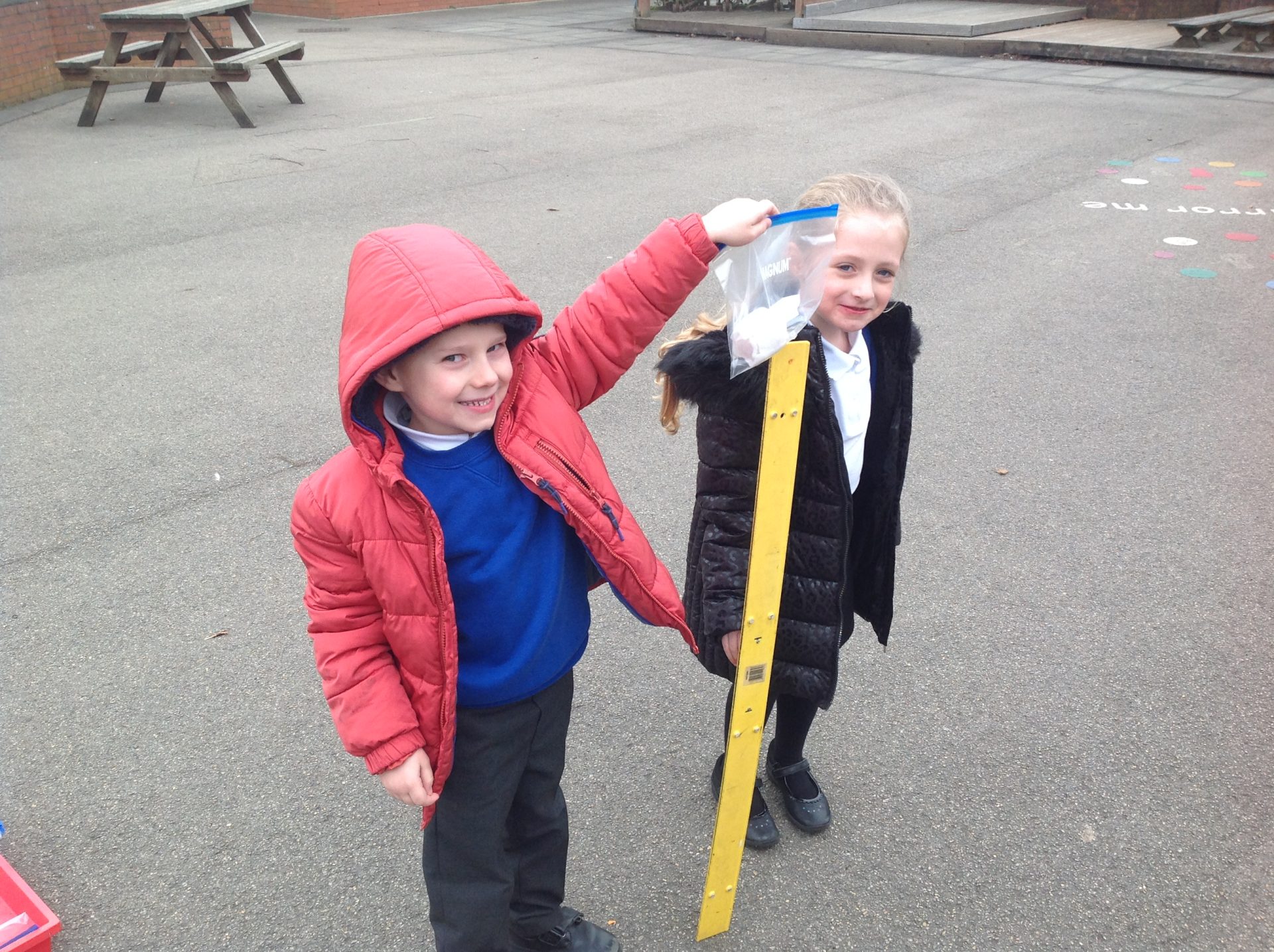 Humpty Dumpty Sat On a Wall - Windy Nook Primary School
